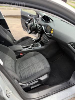 Grey Peugeot 308 2014 in Riga, with an engine capacity of 1.60 L and mileage of 273 thousand km for 3750 €, photo 10 on AUTOMOTO.COM.LV