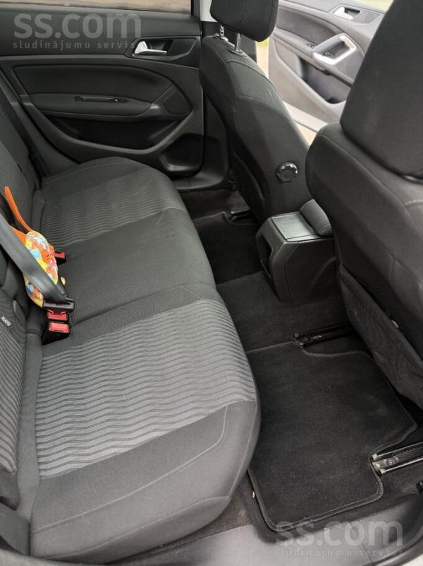 Pelēks Peugeot 308 2014 Rīga, ar dzinēja tilpumu 1.60 L un nobraukumu 273 tūkst. km par 3750 €, foto 10 vietnē AUTOMOTO.COM.LV