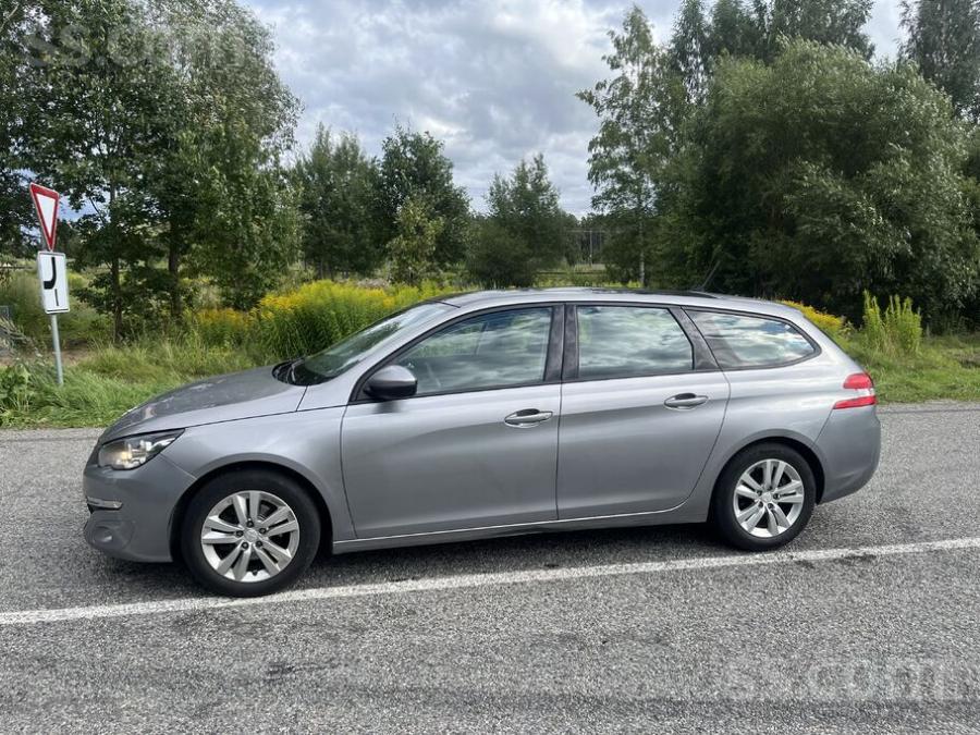 Pelēks Peugeot 308 2014 Rīga, ar dzinēja tilpumu 1.20 L un nobraukumu 161 tūkst. km par 4400 €, foto 5 vietnē AUTOMOTO.COM.LV