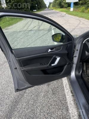 Pelēks Peugeot 308 2014 Rīga, ar dzinēja tilpumu 1.20 L un nobraukumu 161 tūkst. km par 4400 €, foto 22 vietnē AUTOMOTO.COM.LV