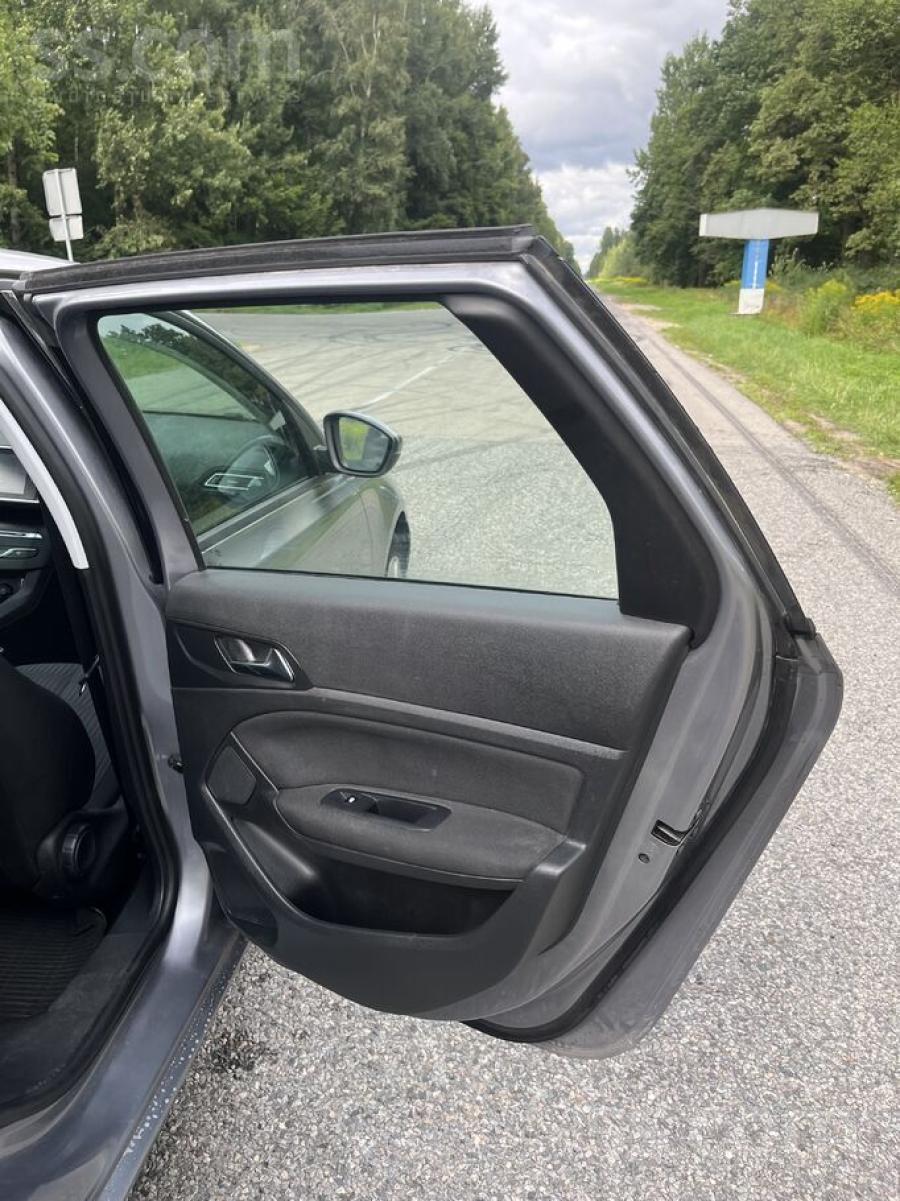 Pelēks Peugeot 308 2014 Rīga, ar dzinēja tilpumu 1.20 L un nobraukumu 161 tūkst. km par 4400 €, foto 25 vietnē AUTOMOTO.COM.LV