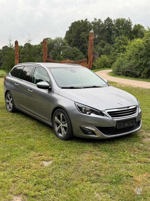 Pelēks Peugeot 308 2014 Pasvalys, ar dzinēja tilpumu 2.00 L un nobraukumu 105 tūkst. km par 5700 €, foto 1 vietnē AUTOMOTO.COM.LV