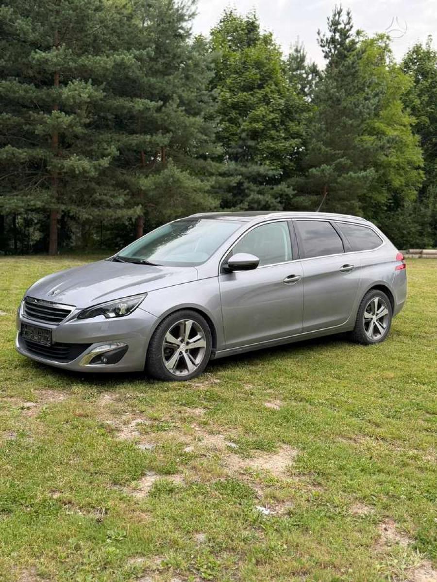 Grey Peugeot 308 2014 in Pasvalys, with an engine capacity of 2.00 L and mileage of 105 thousand km for 5700 €, photo 5 on AUTOMOTO.COM.LV