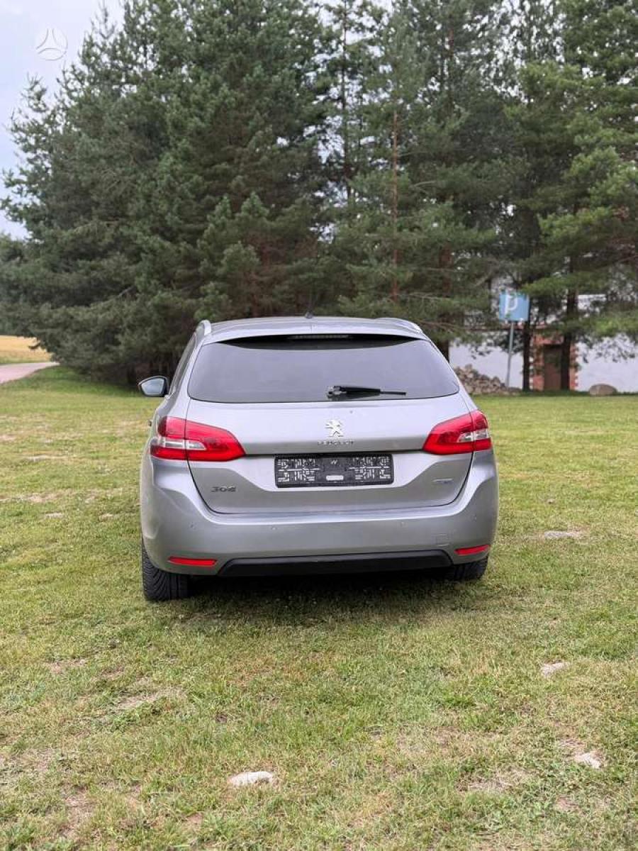 Grey Peugeot 308 2014 in Pasvalys, with an engine capacity of 2.00 L and mileage of 105 thousand km for 5700 €, photo 8 on AUTOMOTO.COM.LV