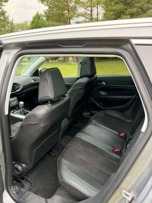 Grey Peugeot 308 2014 in Pasvalys, with an engine capacity of 2.00 L and mileage of 105 thousand km for 5700 €, photo 10 on AUTOMOTO.COM.LV