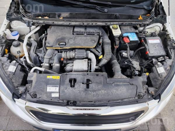 Grey Peugeot 308 2014 in Riga, with an engine capacity of 1.60 L and mileage of 219 thousand km for 4150 €, photo 2 on AUTOMOTO.COM.LV