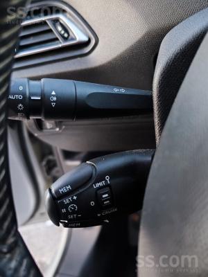 Grey Peugeot 308 2014 in Riga, with an engine capacity of 1.60 L and mileage of 219 thousand km for 4150 €, photo 10 on AUTOMOTO.COM.LV