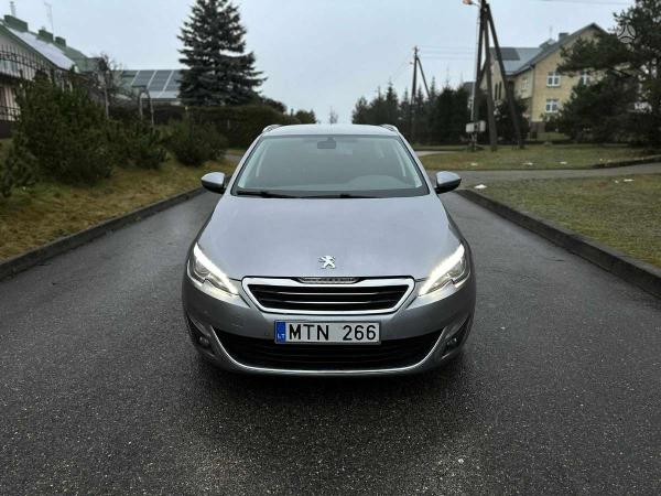 Pelēks Peugeot 308 2015 Viļņa, ar dzinēja tilpumu 2.00 L un nobraukumu 245 tūkst. km par 4850 €, foto 1 vietnē AUTOMOTO.COM.LV
