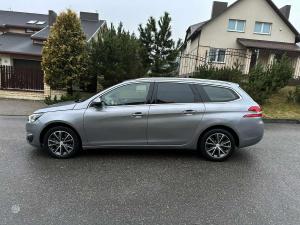 Pelēks Peugeot 308 2015 Viļņa, ar dzinēja tilpumu 2.00 L un nobraukumu 245 tūkst. km par 4850 €, foto 8 vietnē AUTOMOTO.COM.LV
