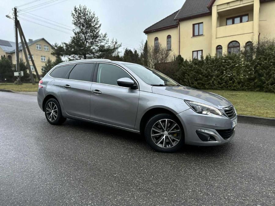 Pelēks Peugeot 308 2015 Viļņa, ar dzinēja tilpumu 2.00 L un nobraukumu 245 tūkst. km par 4850 €, foto 17 vietnē AUTOMOTO.COM.LV