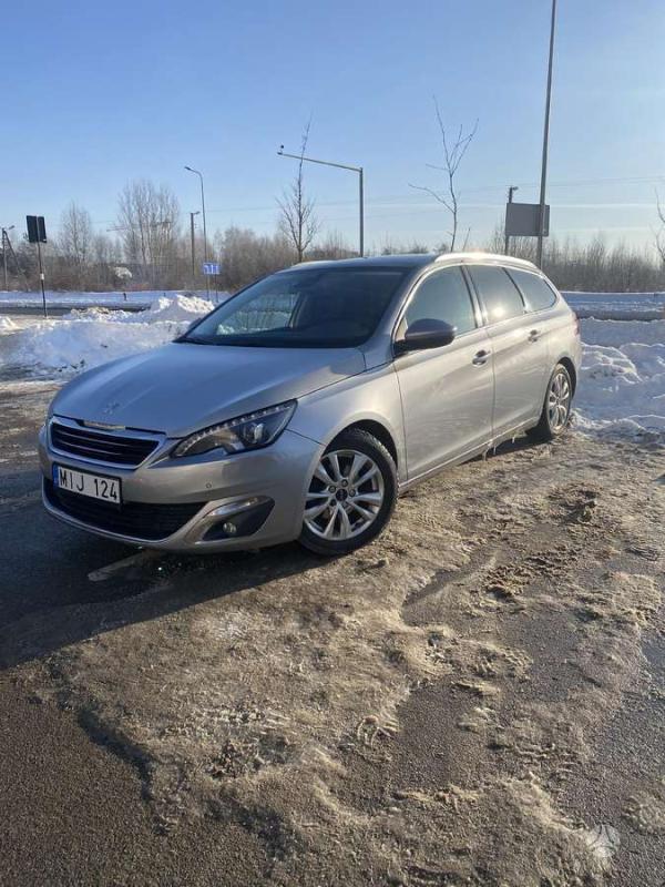 Pelēks Peugeot 308 2015 Viļņa, ar dzinēja tilpumu 1.56 L un nobraukumu 279 tūkst. km par 4700 €, foto 1 vietnē AUTOMOTO.COM.LV