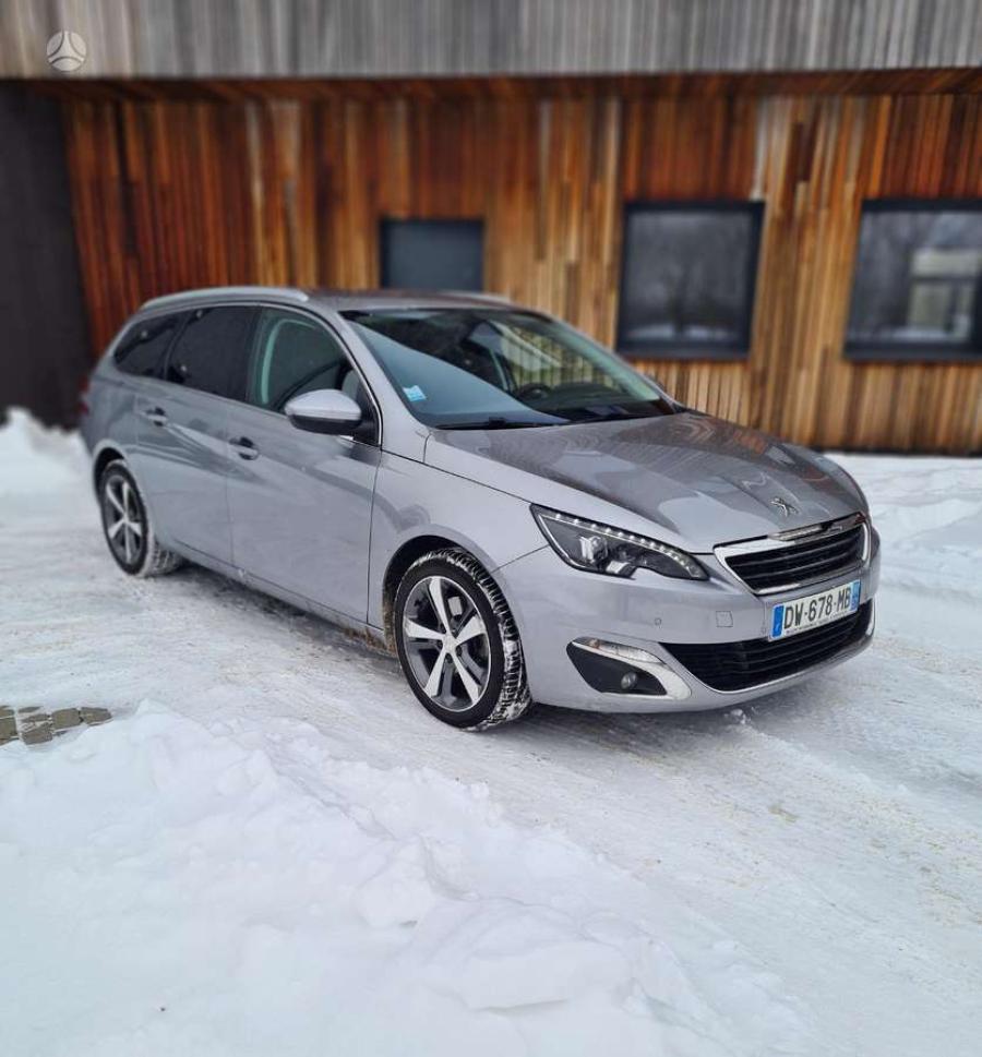 Grey Peugeot 308 2015 in Taurage, with an engine capacity of 2.00 L and mileage of 242 thousand km for 5800 €, photo 7 on AUTOMOTO.COM.LV