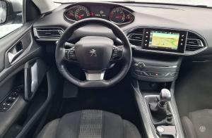 Grey Peugeot 308 2015 in Taurage, with an engine capacity of 2.00 L and mileage of 242 thousand km for 5800 €, photo 18 on AUTOMOTO.COM.LV