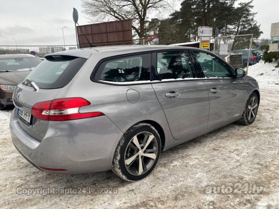Pelēks Peugeot 308 2015 Tallina, ar dzinēja tilpumu 1.60 L un nobraukumu 215 tūkst. km par 6200 €, foto 7 vietnē AUTOMOTO.COM.LV