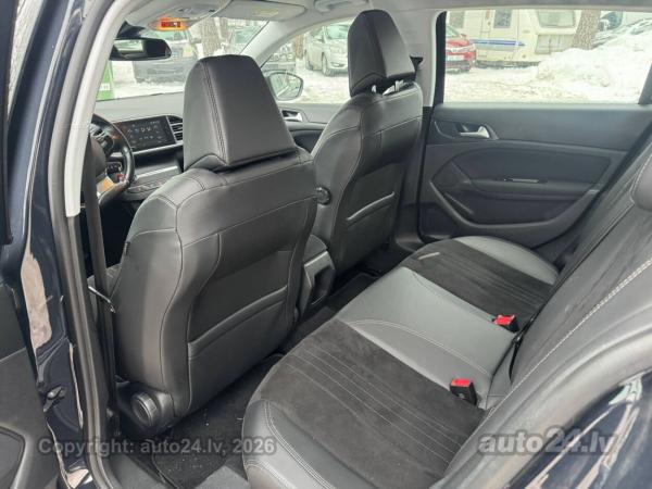 Grey Peugeot 308 2015 in Tallinn, with an engine capacity of 1.60 L and mileage of 215 thousand km for 6200 €, photo 11 on AUTOMOTO.COM.LV