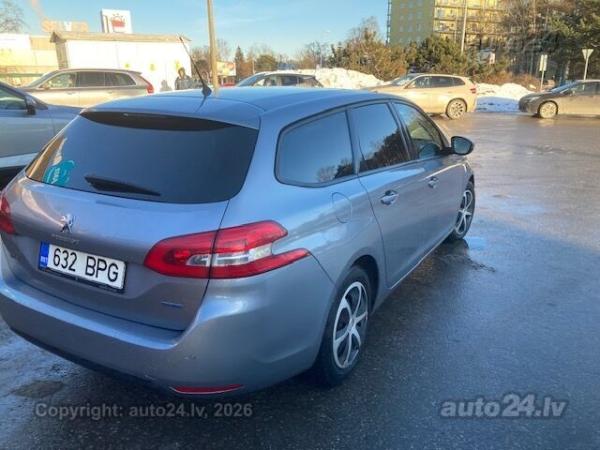 Pelēks Peugeot 308 2015 Tallina, ar dzinēja tilpumu 1.60 L un nobraukumu 243 tūkst. km par 6000 €, foto 4 vietnē AUTOMOTO.COM.LV