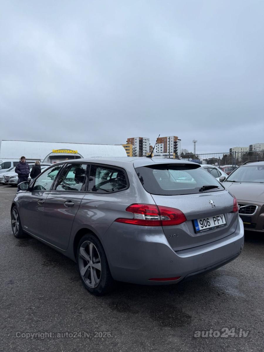Grey Peugeot 308 2015 in Tallinn, with an engine capacity of 1.60 L and mileage of 215 thousand km for 6200 €, photo 7 on AUTOMOTO.COM.LV