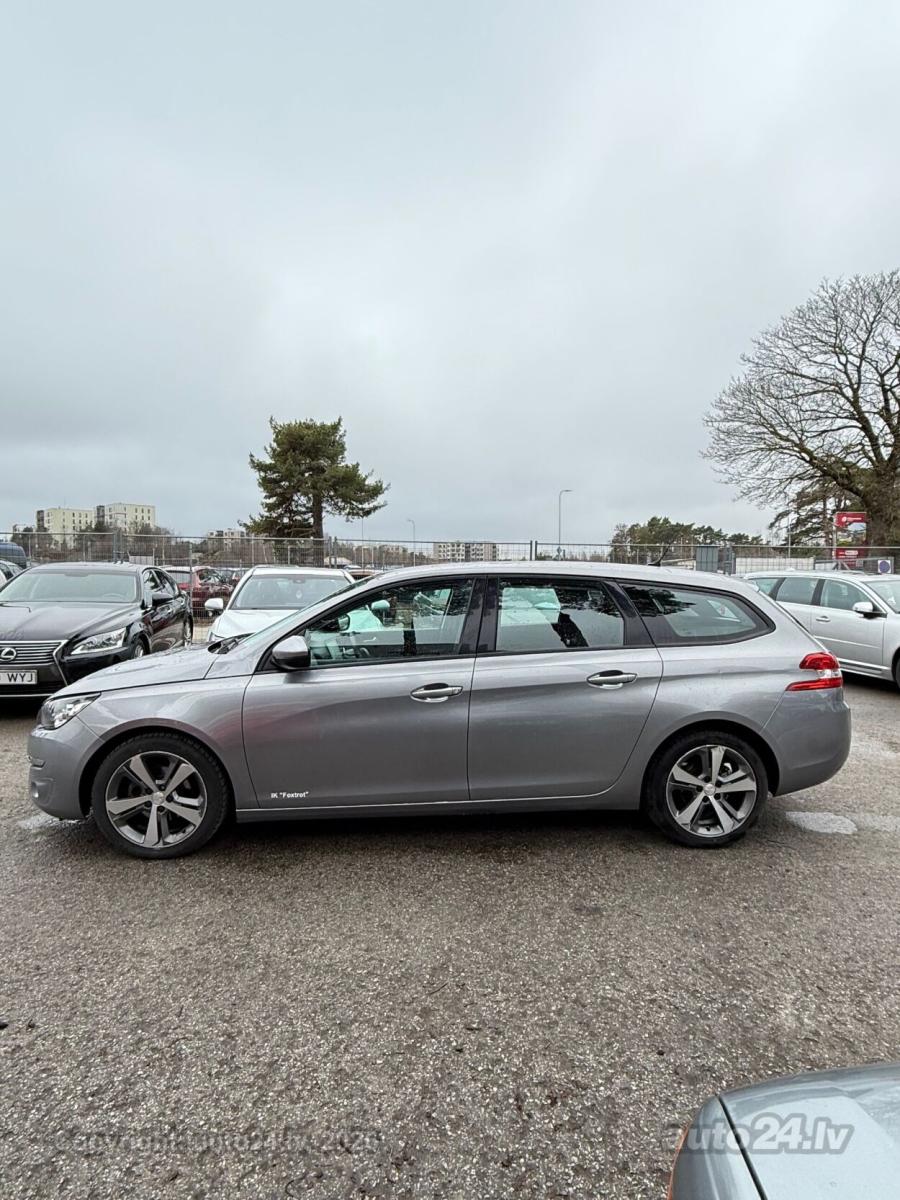 Grey Peugeot 308 2015 in Tallinn, with an engine capacity of 1.60 L and mileage of 215 thousand km for 6200 €, photo 8 on AUTOMOTO.COM.LV