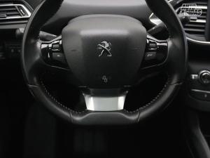 Pelēks Peugeot 308 2015 Viļņa, ar dzinēja tilpumu 1.60 L un nobraukumu 242 tūkst. km par 5699 €, foto 18 vietnē AUTOMOTO.COM.LV