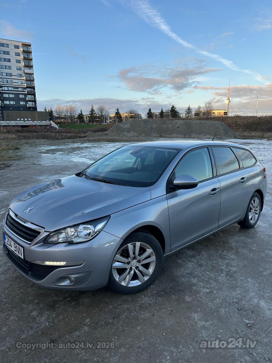 Pelēks Peugeot 308 2015 Tallina, ar dzinēja tilpumu 1.20 L un nobraukumu 217 tūkst. km par 5500 €, foto 1 vietnē AUTOMOTO.COM.LV
