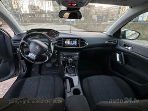 Pelēks Peugeot 308 2015 Tallina, ar dzinēja tilpumu 1.20 L un nobraukumu 217 tūkst. km par 5500 €, foto 6 vietnē AUTOMOTO.COM.LV