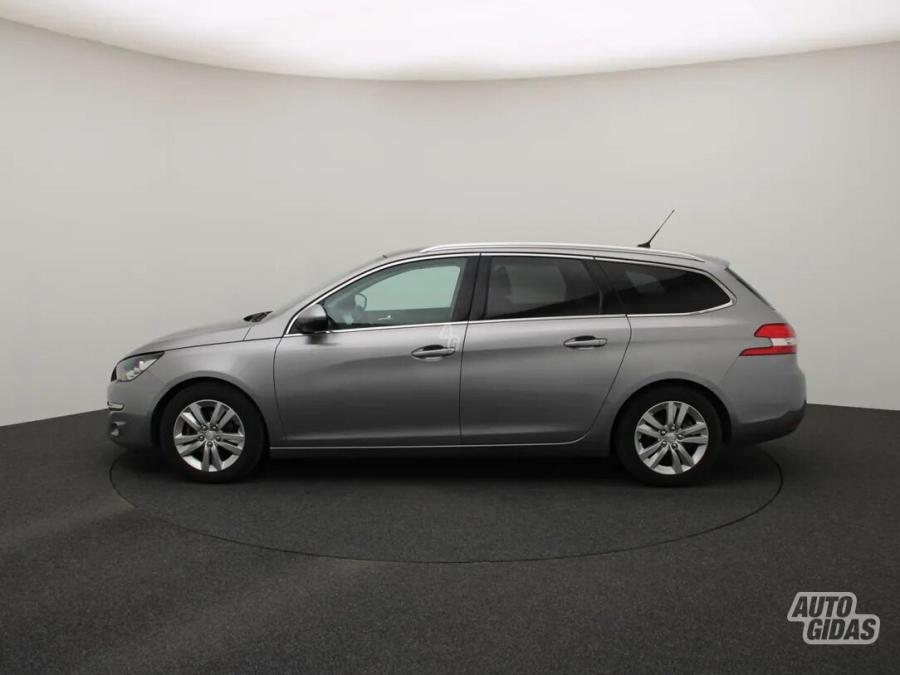 Grey Peugeot 308 2015 in Vilnius, with an engine capacity of 1.60 L and mileage of 165 thousand km for 6199 €, photo 7 on AUTOMOTO.COM.LV