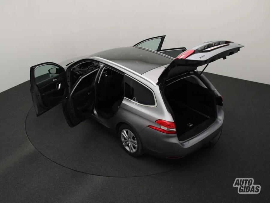 Grey Peugeot 308 2015 in Vilnius, with an engine capacity of 1.60 L and mileage of 165 thousand km for 6199 €, photo 14 on AUTOMOTO.COM.LV