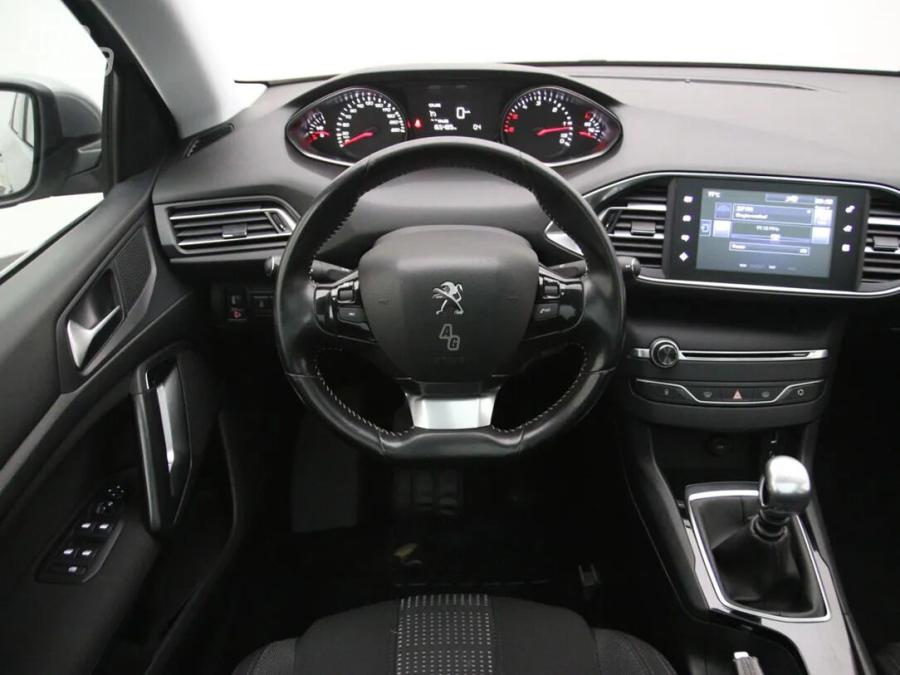 Grey Peugeot 308 2015 in Vilnius, with an engine capacity of 1.60 L and mileage of 165 thousand km for 6199 €, photo 18 on AUTOMOTO.COM.LV