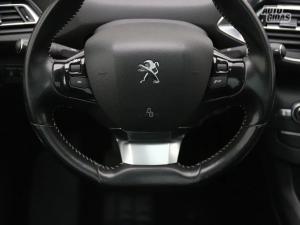 Grey Peugeot 308 2015 in Vilnius, with an engine capacity of 1.60 L and mileage of 165 thousand km for 6199 €, photo 19 on AUTOMOTO.COM.LV
