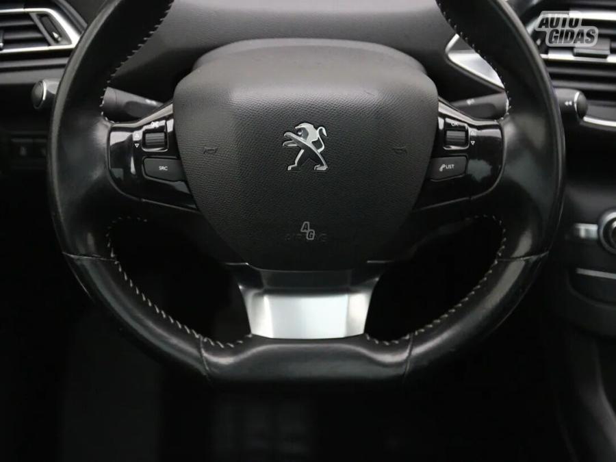 Grey Peugeot 308 2015 in Vilnius, with an engine capacity of 1.60 L and mileage of 165 thousand km for 6199 €, photo 19 on AUTOMOTO.COM.LV