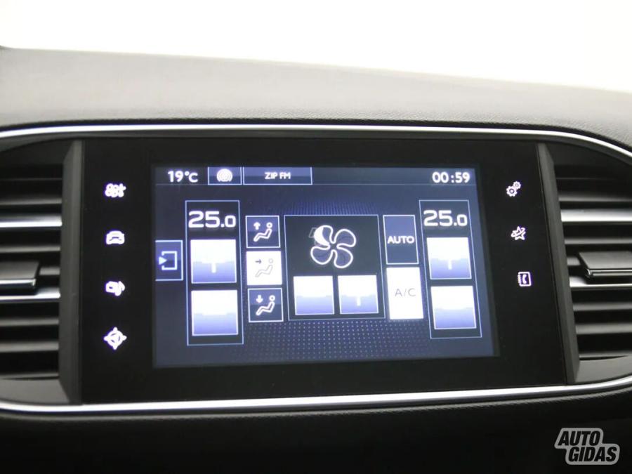Grey Peugeot 308 2015 in Vilnius, with an engine capacity of 1.60 L and mileage of 165 thousand km for 6199 €, photo 21 on AUTOMOTO.COM.LV