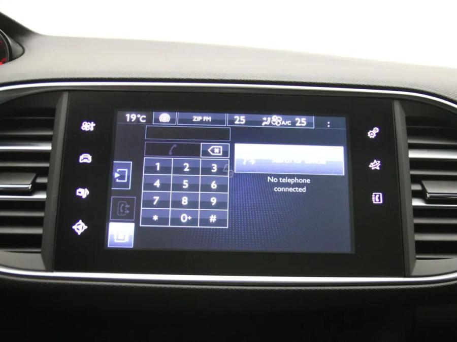 Grey Peugeot 308 2015 in Vilnius, with an engine capacity of 1.60 L and mileage of 165 thousand km for 6199 €, photo 24 on AUTOMOTO.COM.LV