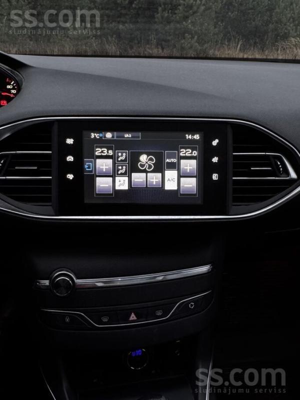 Grey Peugeot 308 2015 in Riga, with an engine capacity of 1.20 L and mileage of 164 thousand km for 5000 €, photo 9 on AUTOMOTO.COM.LV