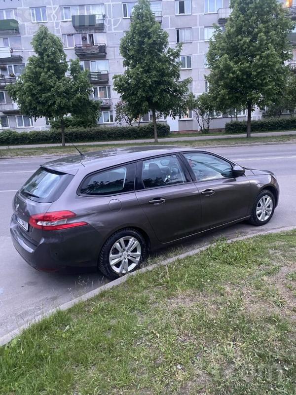Pelēks Peugeot 308 2015 Rīga, ar dzinēja tilpumu 1.20 L un nobraukumu 224 tūkst. km par 3900 €, foto 2 vietnē AUTOMOTO.COM.LV