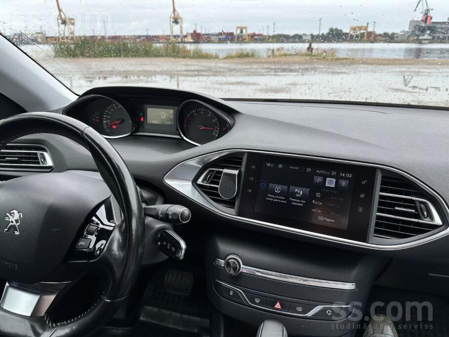 Серый Пежо 308 2015 в Рига, объемом двигателя 1.20 л и пробегом 132 тыс. км за 6450 €, фото 20 на AUTOMOTO.COM.LV
