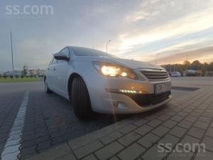 Пежо 308 2015 в Лиепая на AUTOMOTO.COM.LV Серый Пежо 308 2015 в Лиепая, объемом двигателя 1.20 л и пробегом 148 тыс. км за 4000 €, фото 1 на AUTOMOTO.COM.LV