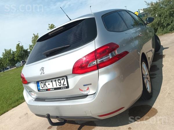 Pelēks Peugeot 308 2015 Liepāja, ar dzinēja tilpumu 1.20 L un nobraukumu 148 tūkst. km par 4000 €, foto 6 vietnē AUTOMOTO.COM.LV