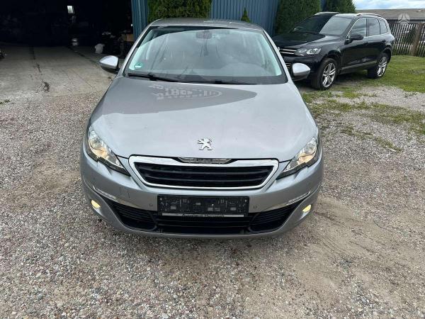Grey Peugeot 308 2015 in Jurbarkas, with an engine capacity of 1.20 L and mileage of 170 thousand km for 3998 €, photo 2 on AUTOMOTO.COM.LV
