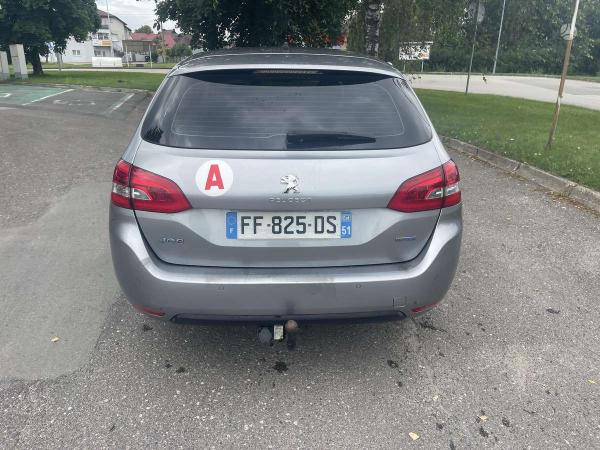 Pelēks Peugeot 308 2015 Tauragė, ar dzinēja tilpumu 1.56 L un nobraukumu 217 tūkst. km par 2500 €, foto 4 vietnē AUTOMOTO.COM.LV
