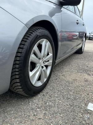 Pelēks Peugeot 308 2015 Kauņa, ar dzinēja tilpumu 1.60 L un nobraukumu 236 tūkst. km par 4350 €, foto 5 vietnē AUTOMOTO.COM.LV