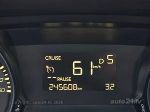 Серый Пежо 308 2015 в Таллин, объемом двигателя 2.00 л и пробегом 245 тыс. км за 4490 €, фото 16 на AUTOMOTO.COM.LV