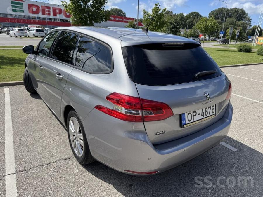 Grey Peugeot 308 2015 in Riga, with an engine capacity of 1.60 L and mileage of 238 thousand km for 5000 €, photo 3 on AUTOMOTO.COM.LV