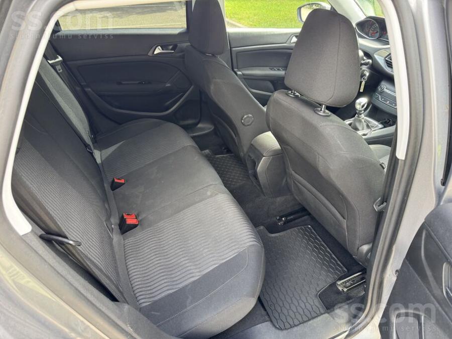 Grey Peugeot 308 2015 in Riga, with an engine capacity of 1.60 L and mileage of 238 thousand km for 5000 €, photo 10 on AUTOMOTO.COM.LV