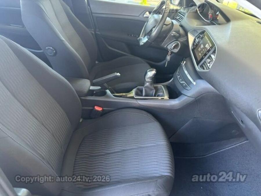 Серый Пежо 308 2015 в Тарту, объемом двигателя 1.20 л и пробегом 207 тыс. км за 4100 €, фото 10 на AUTOMOTO.COM.LV