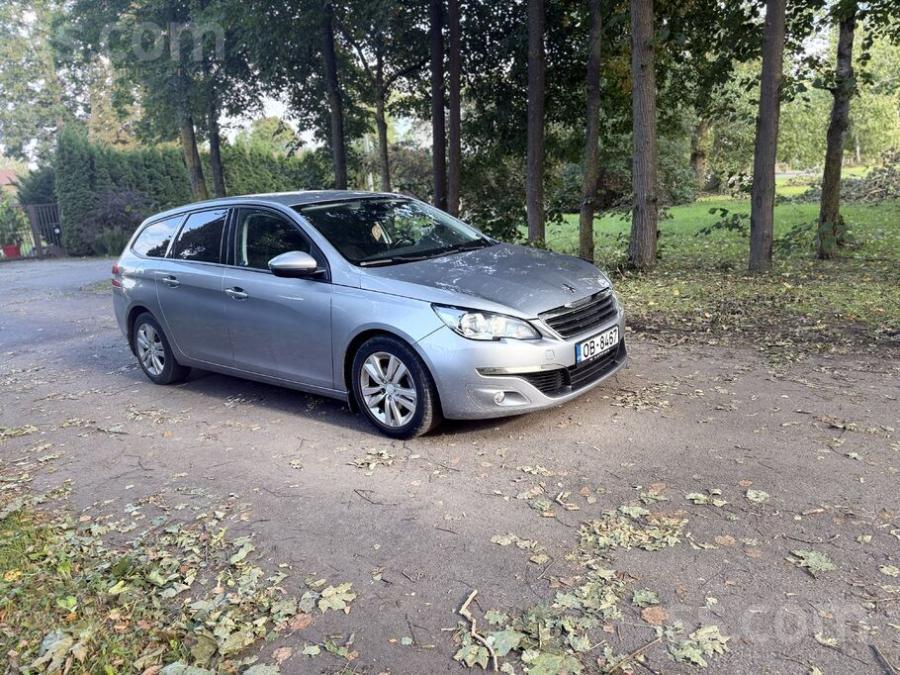 Серый Пежо 308 2015 в Рига, объемом двигателя 1.20 л и пробегом 136 тыс. км за 4900 €, фото 7 на AUTOMOTO.COM.LV