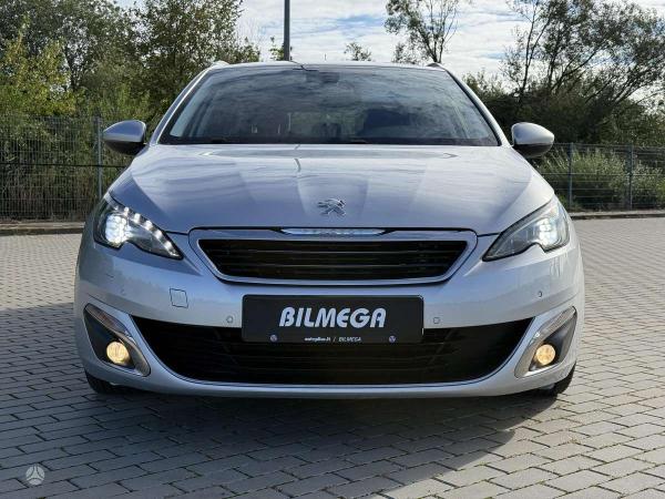 Grey Peugeot 308 2015 in Marijampole, with an engine capacity of 1.56 L and mileage of 173 thousand km for 4200 €, photo 4 on AUTOMOTO.COM.LV