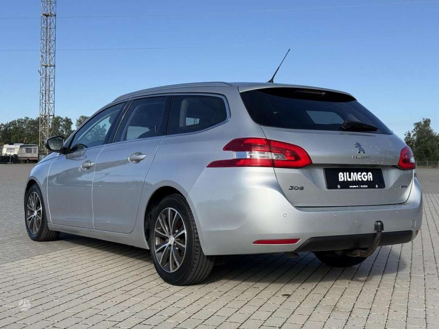 Pelēks Peugeot 308 2015 Marijampole, ar dzinēja tilpumu 1.56 L un nobraukumu 173 tūkst. km par 4200 €, foto 5 vietnē AUTOMOTO.COM.LV