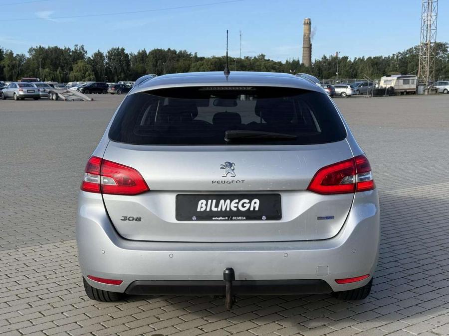 Pelēks Peugeot 308 2015 Marijampole, ar dzinēja tilpumu 1.56 L un nobraukumu 173 tūkst. km par 4200 €, foto 6 vietnē AUTOMOTO.COM.LV