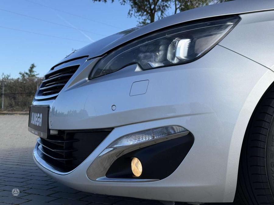 Pelēks Peugeot 308 2015 Marijampole, ar dzinēja tilpumu 1.56 L un nobraukumu 173 tūkst. km par 4200 €, foto 12 vietnē AUTOMOTO.COM.LV