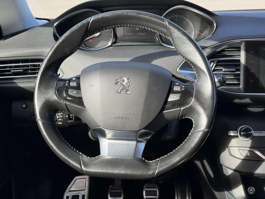 Pelēks Peugeot 308 2015 Marijampole, ar dzinēja tilpumu 1.56 L un nobraukumu 173 tūkst. km par 4200 €, foto 27 vietnē AUTOMOTO.COM.LV